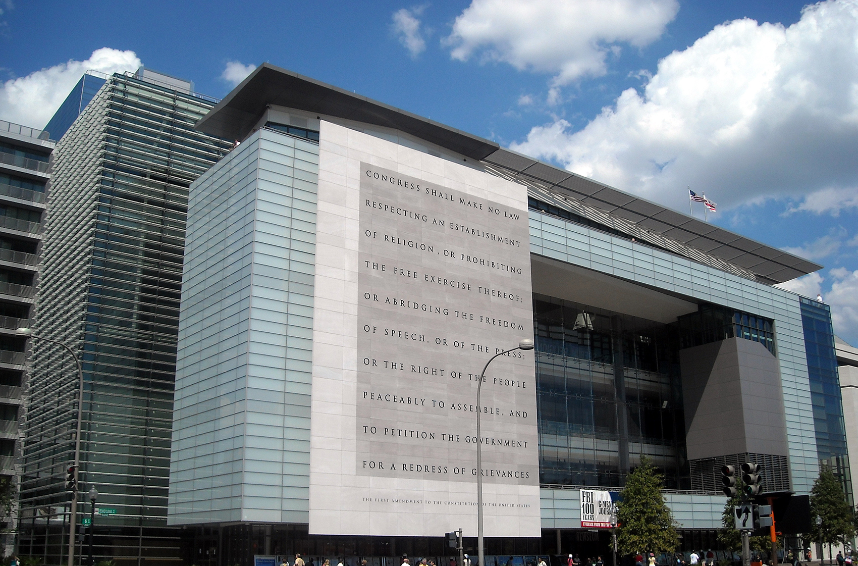 The Newseum may consider selling its building - Poynter