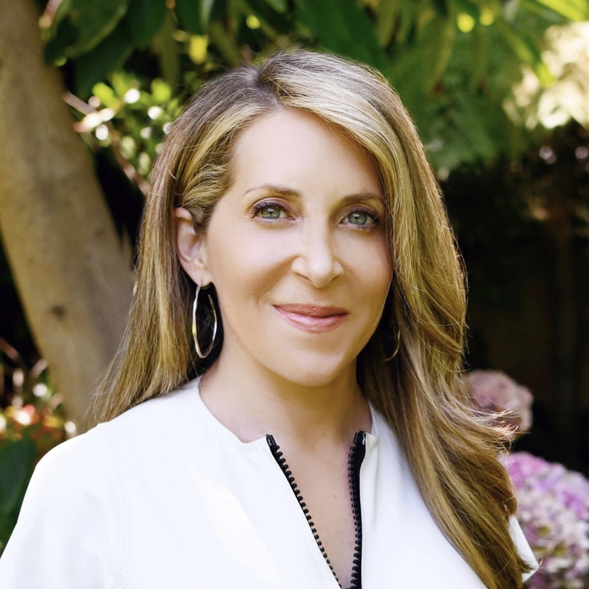 Salon Series: An Evening of Impact with Mike Allen and Jessica Yellin ...