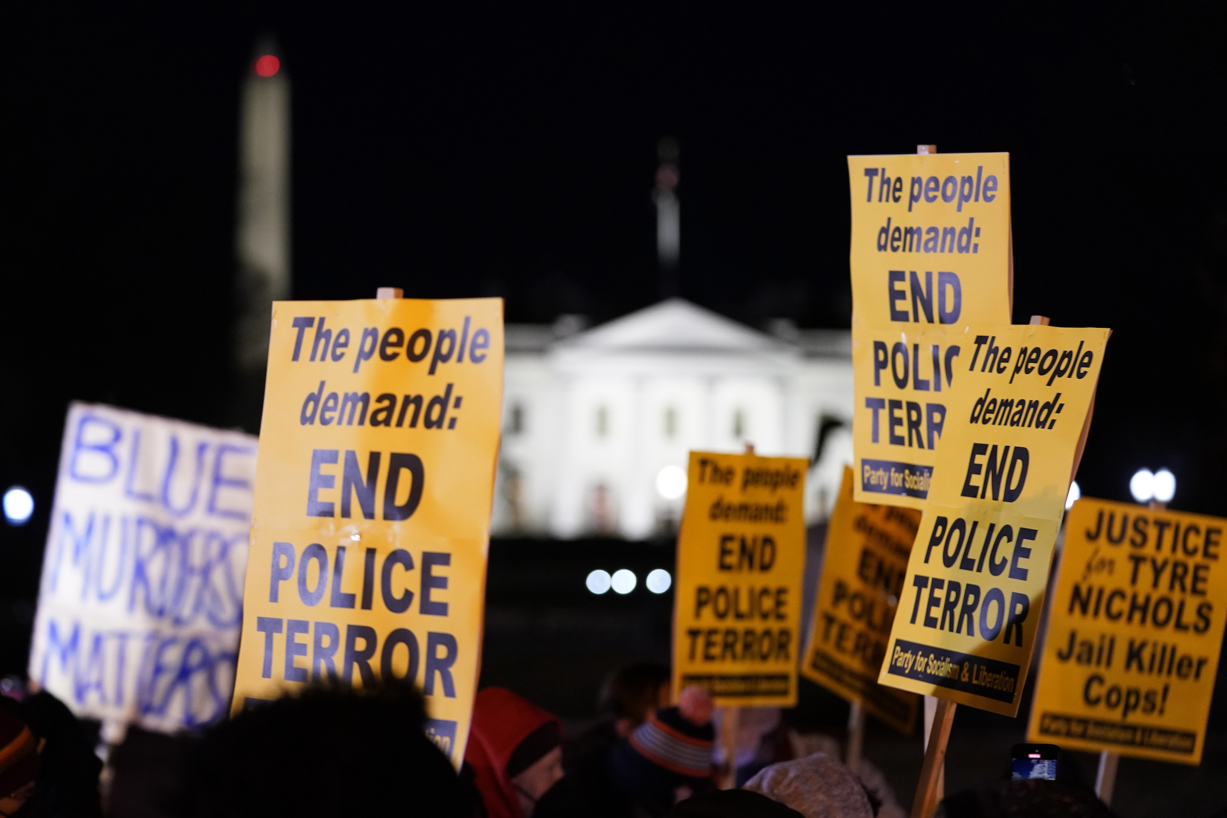 Take special care with coverage of police violence and protests - Poynter