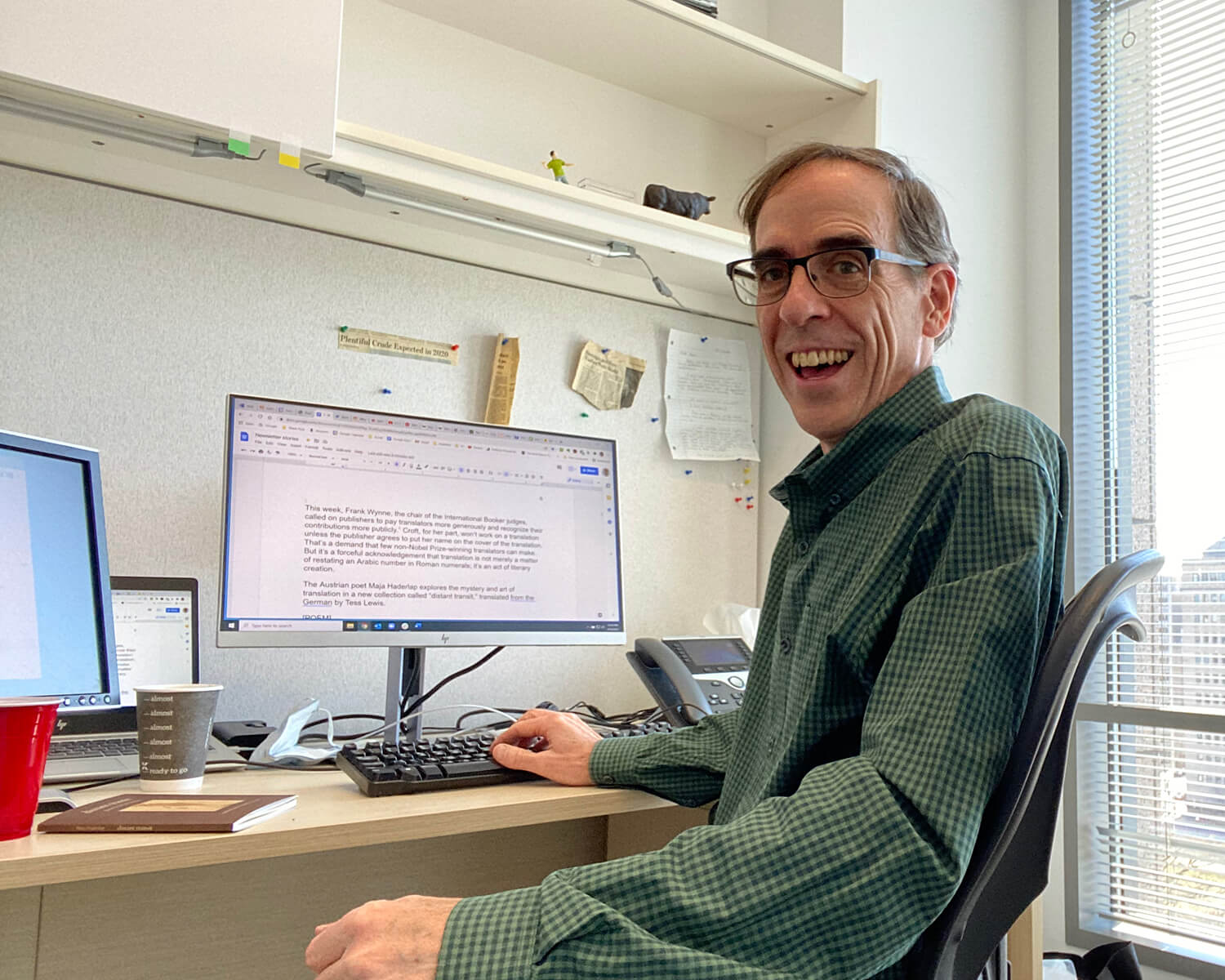 What journalists gain — and lose — when they go independent - Poynter